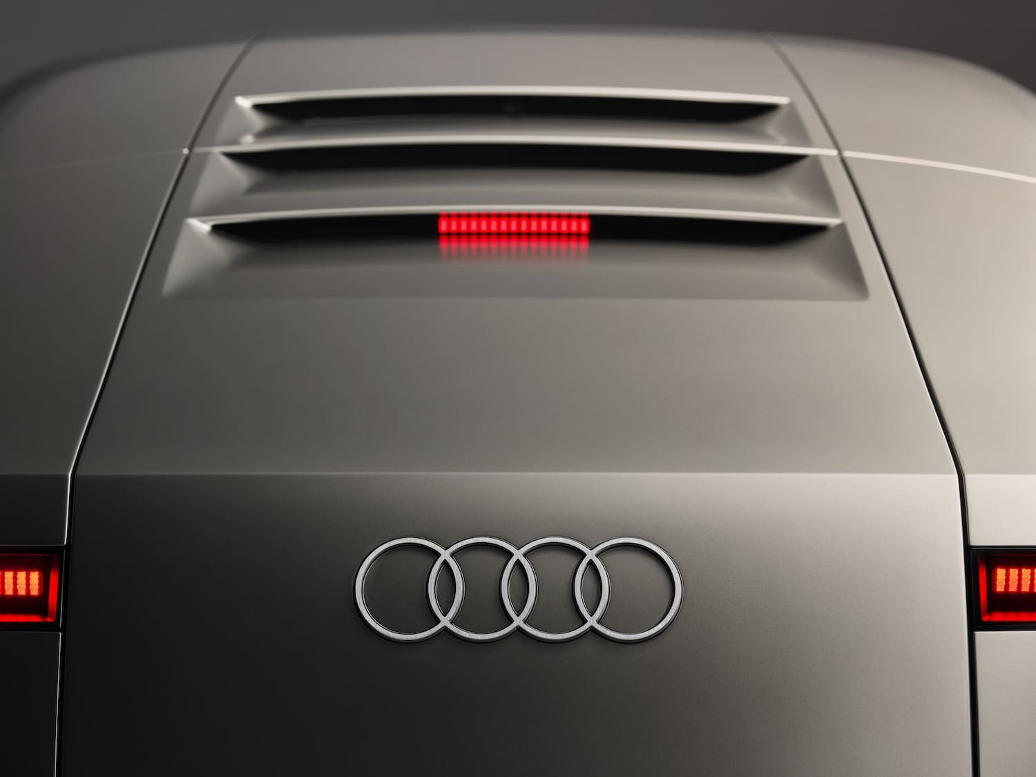 Audi A4 E-tron 2028 : La Révolution électrique Pour Défier BMW Série 3 - Codes OBD OBD II Codes ...