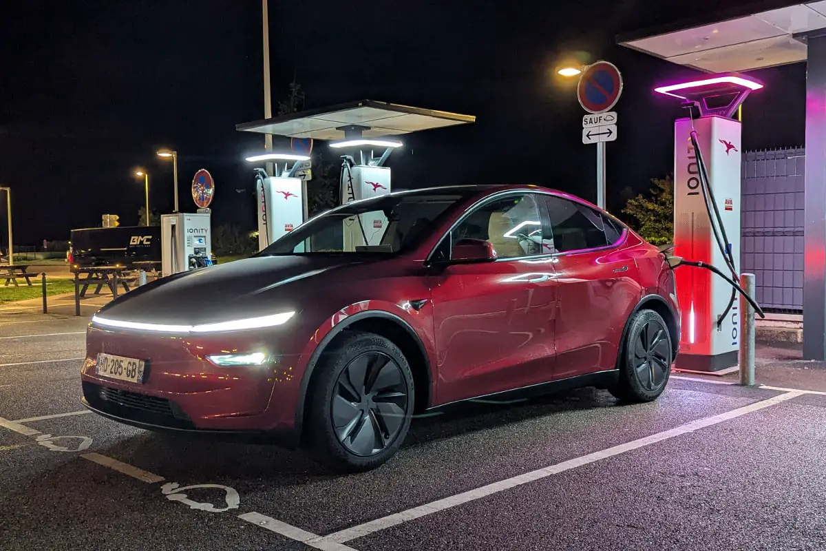 Tesla Model Y Propulsion 2025 : Analyse Des Performances De Recharge Et ...